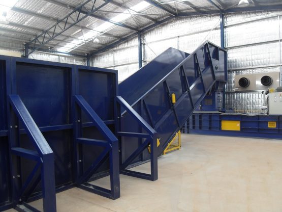 BALER FEED UNIT - Rowland Engineering - Recycling Equipment